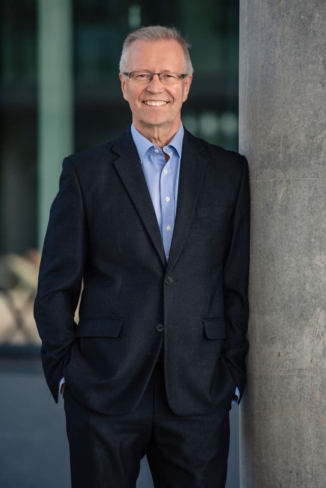 Vianode | Management